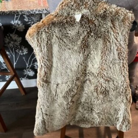 Old Navy | Jackets & Coats | Old Navy Cotton Brown Reversible Faux Fur Zip Up Vest Womens Size ...